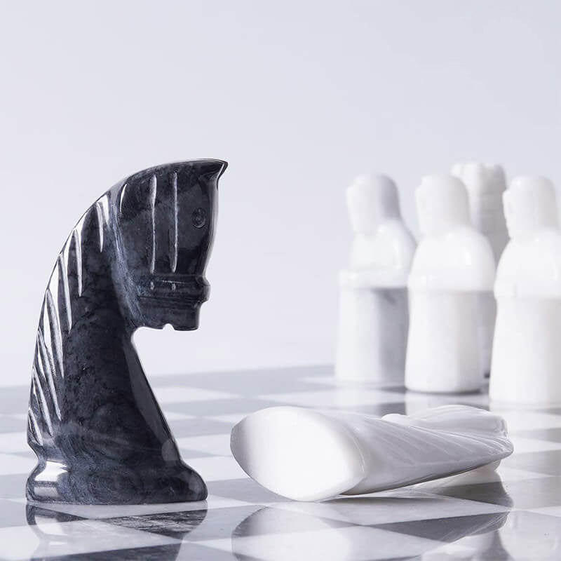 15" Signature Chess Set Black & White